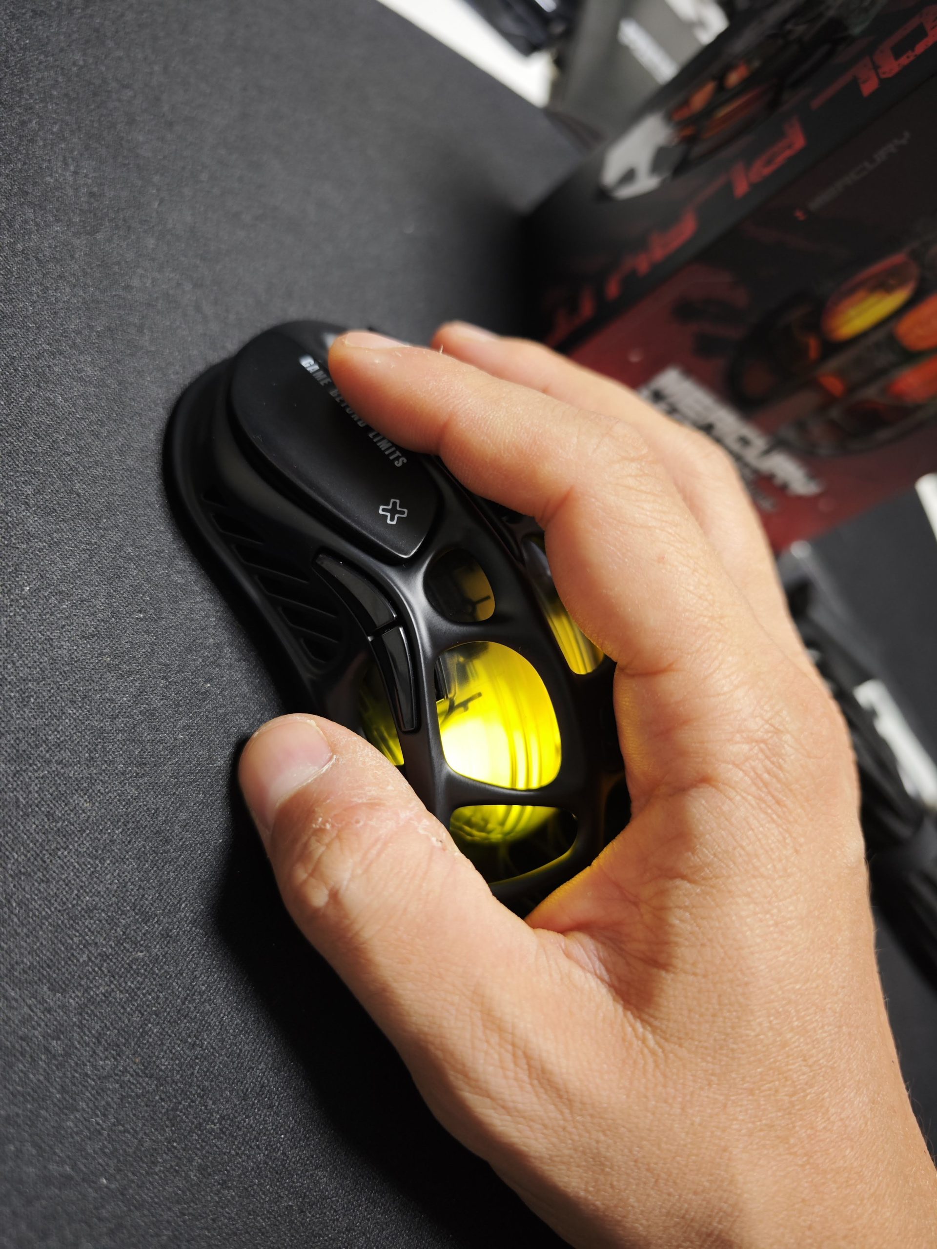 GravaStar Mercury M2 Wireless Gaming Mouse Review: A Futuristic ...